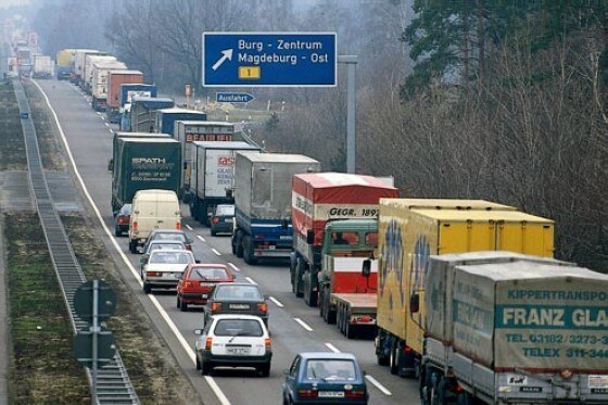 Auch Pkw-Fahrer sollen zahlen - AUTO BILD