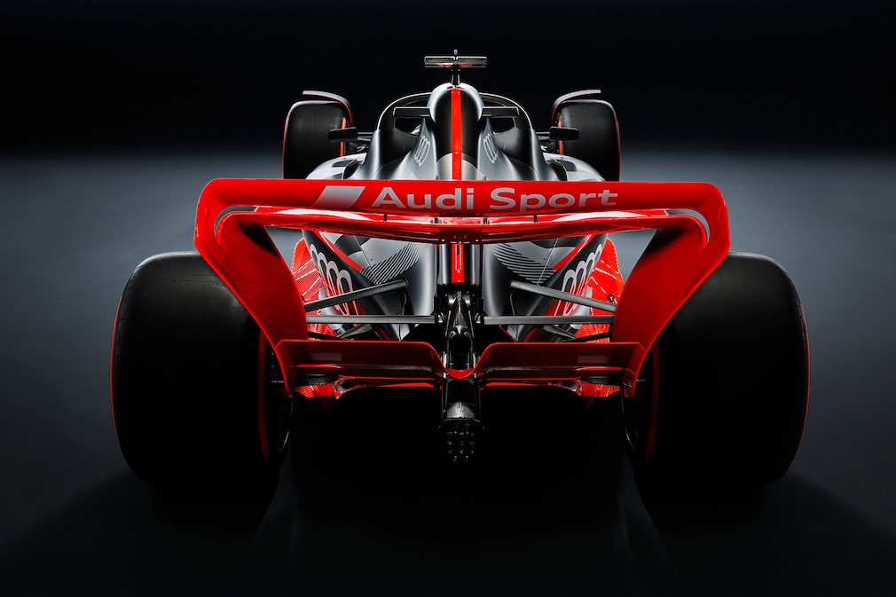 Formel 1: Adidas und Puma kämpfen um Audi - AUTO BILD