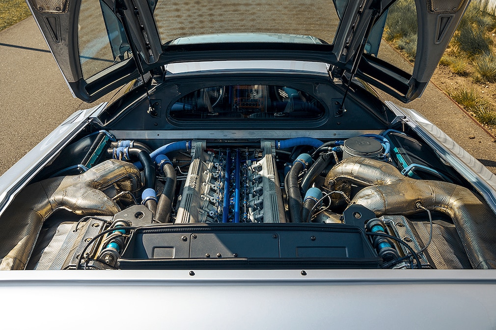 bugatti eb110 engine block
