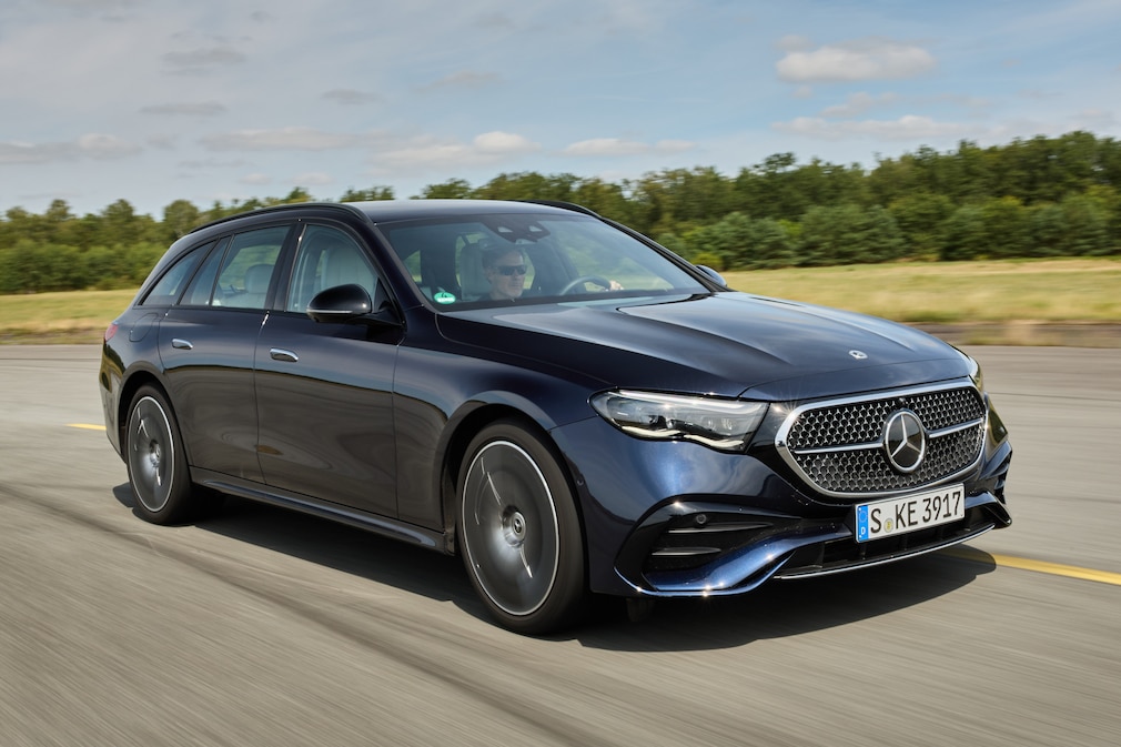 BMW 520d xDrive Touring, Mercedes E 220 d 4Matic T: Test - AUTO BILD