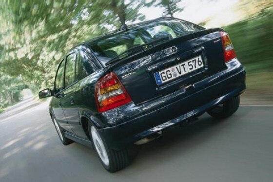 Opel Astra Fresh 2.2 DTI - AUTO BILD