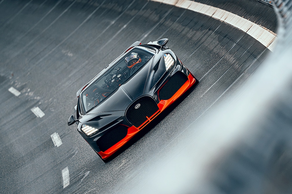 Bugatti W16 Mistral: schnellstes Cabrio der Welt - AUTO BILD