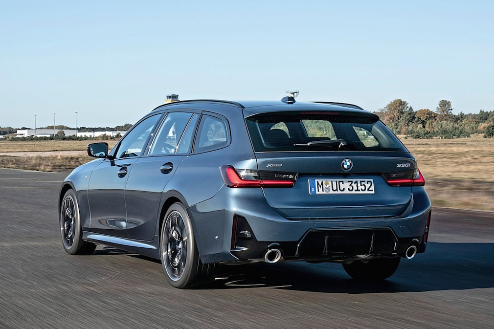 BMW 330i xDrive Touring, Mercedes C 300 4Matic T-Modell: Test - AUTO BILD