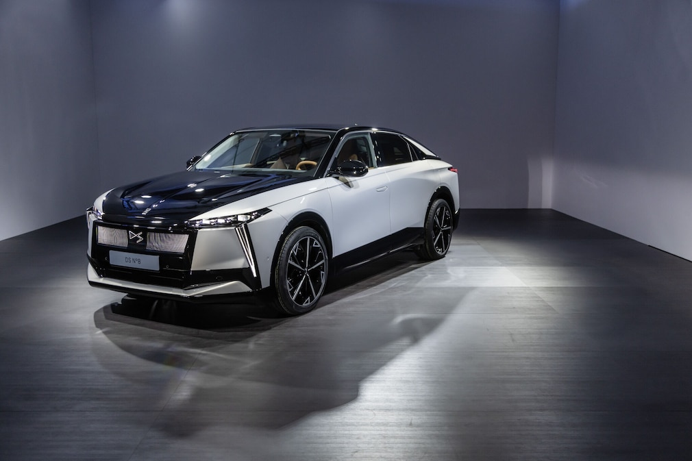 DS N°8 (2025): alle Infos, Preise und erster Fahrt - AUTO BILD