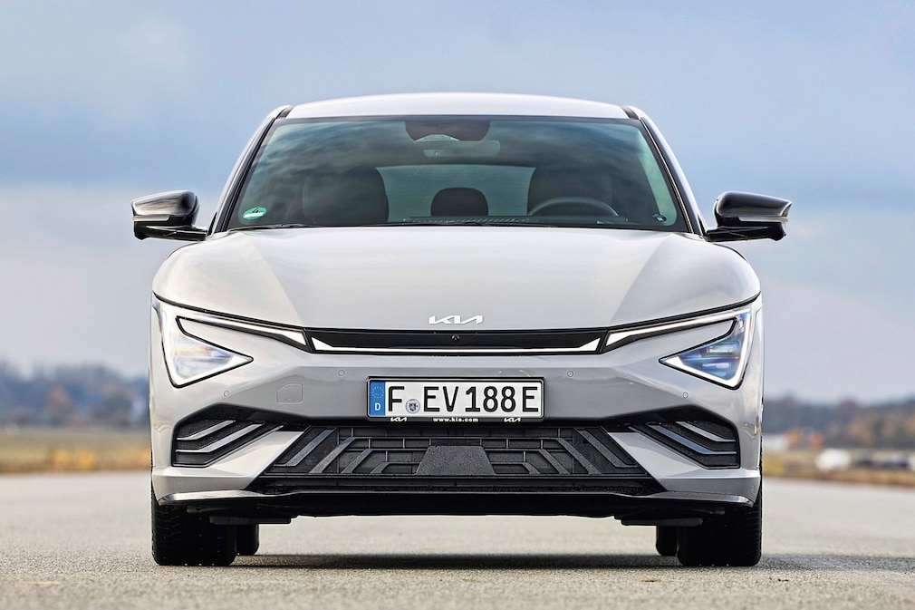 Cupra Tavascan, Kia EV6, Xpeng G6: Test - AUTO BILD