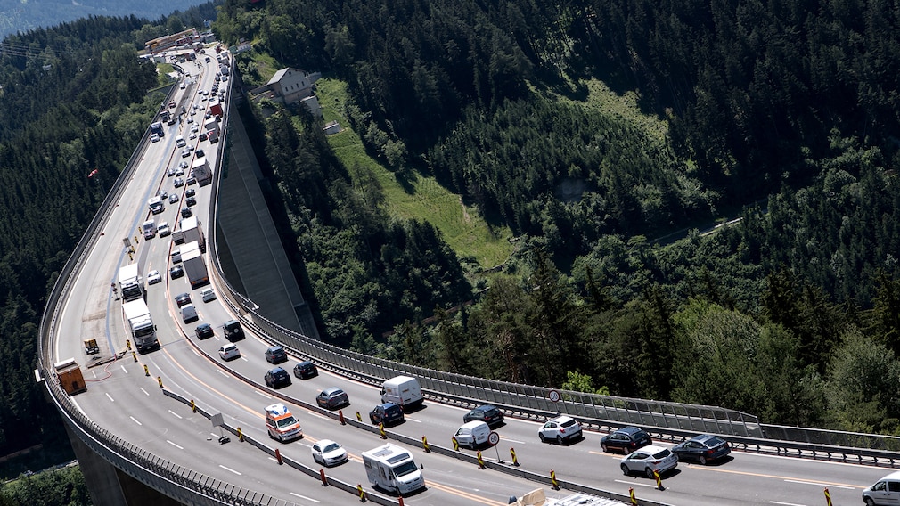 Brückenbau an der Brennerautobahn - AUTO BILD