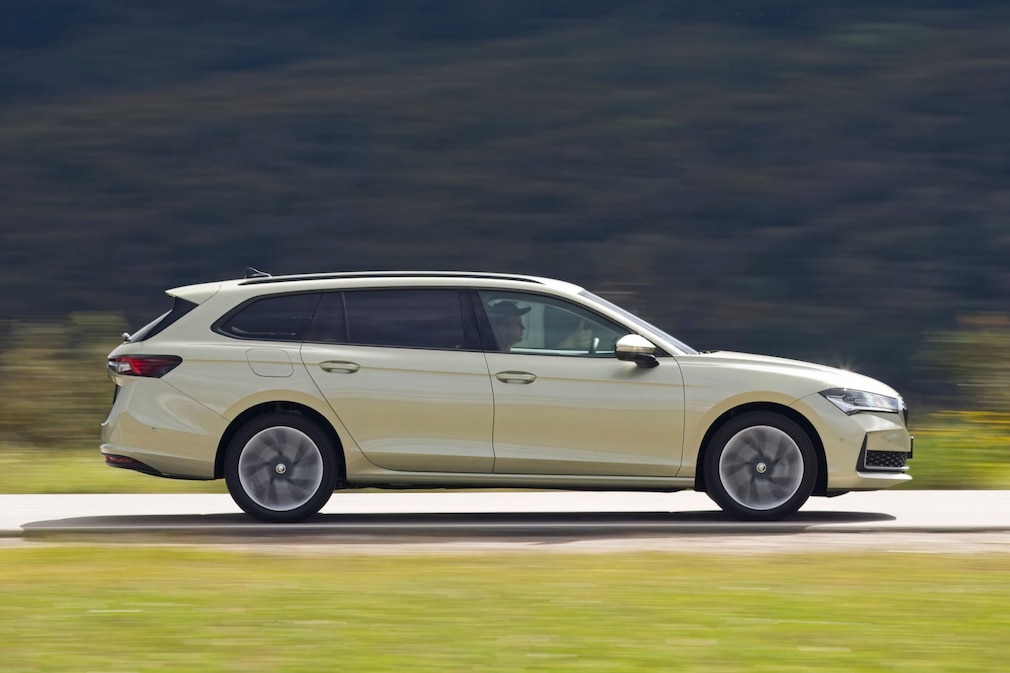 Skoda Superb im Vergleich: Das ist das beste Modell - AUTO BILD