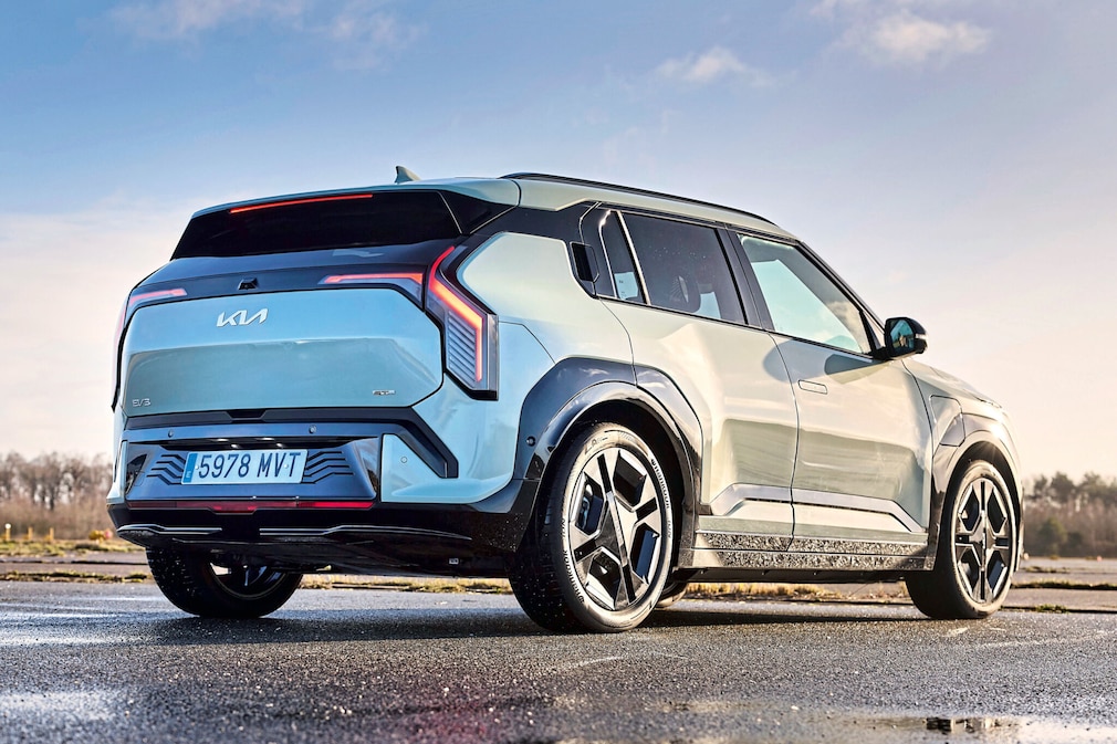 Kia EV3: Elektro-SUV zeigt gute Leistung - AUTO BILD