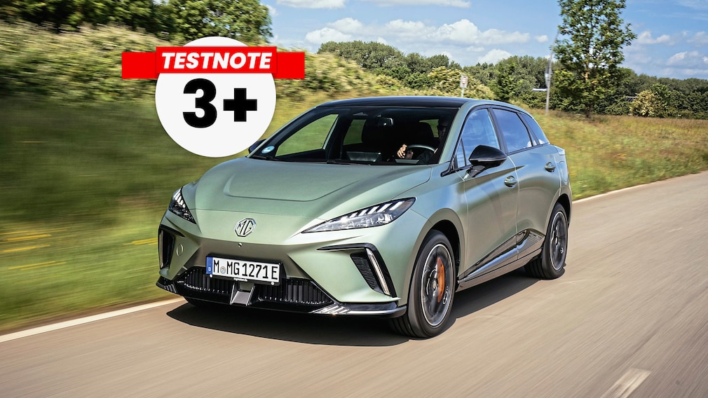 Grün und gar nicht groggy: MG4 XPower lässt es richtig krachen