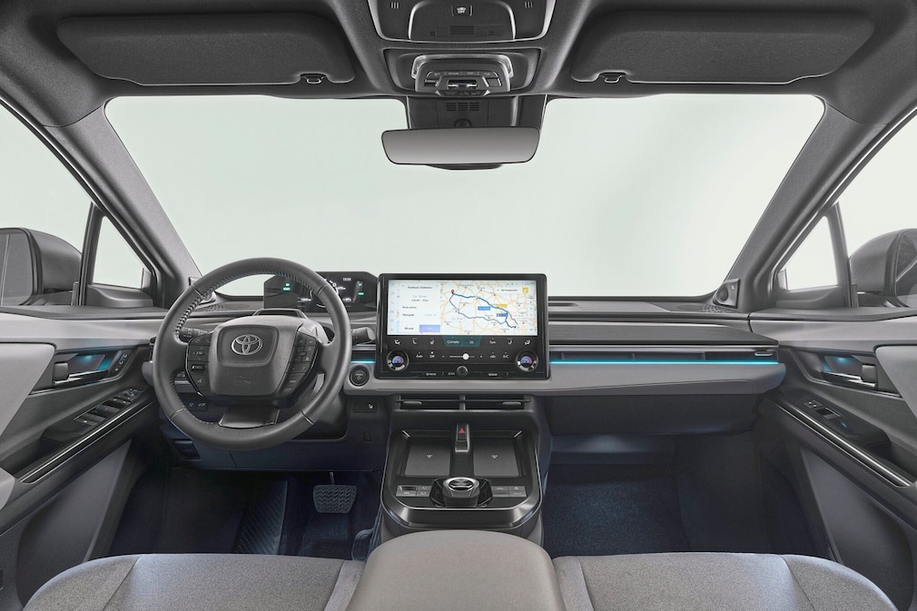 Toyota C-HR+ (2026): alle Infos, Preise und Tests - AUTO BILD