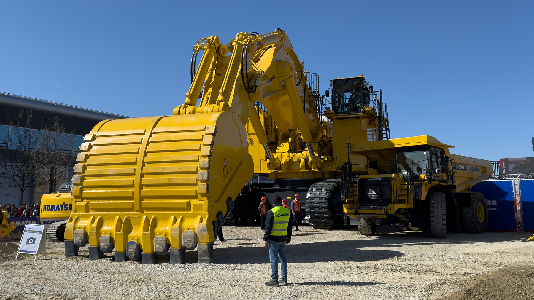 Männerspielplatz Bauma: Das sind die dicksten Dinger - AUTO BILD