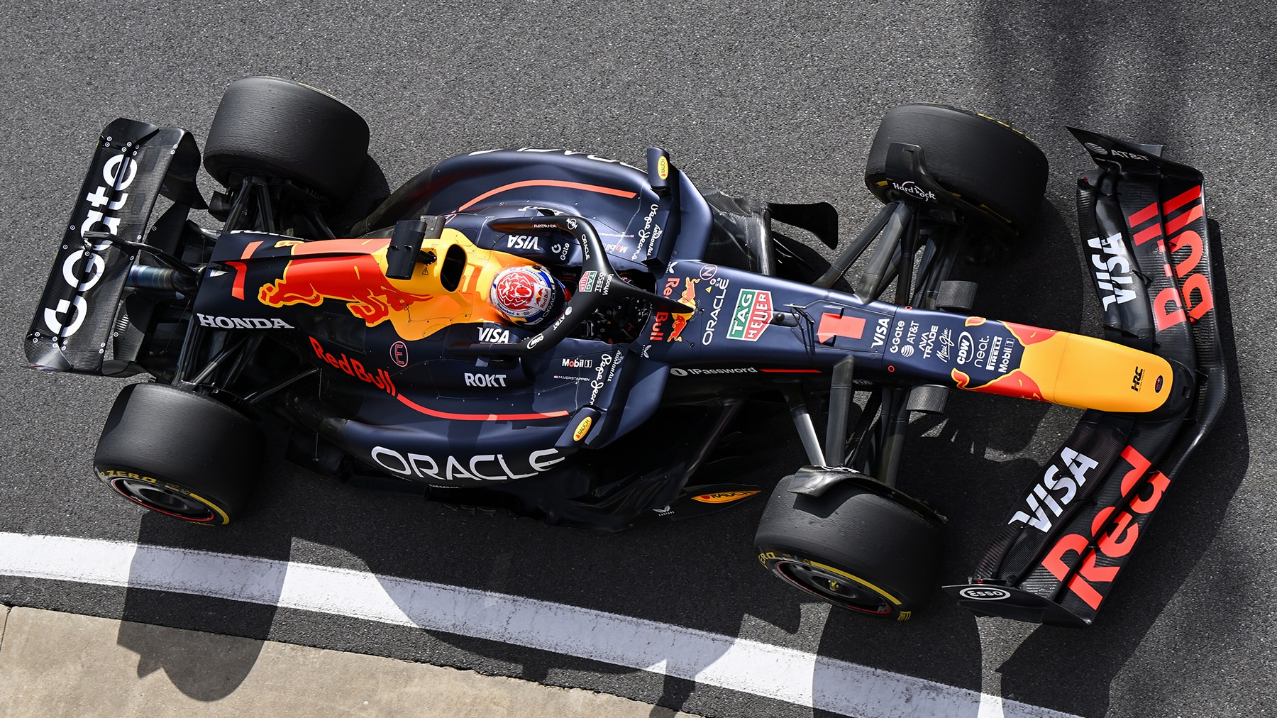 Max Verstappen zaubert sich mit Trick auf Pole - AUTO BILD