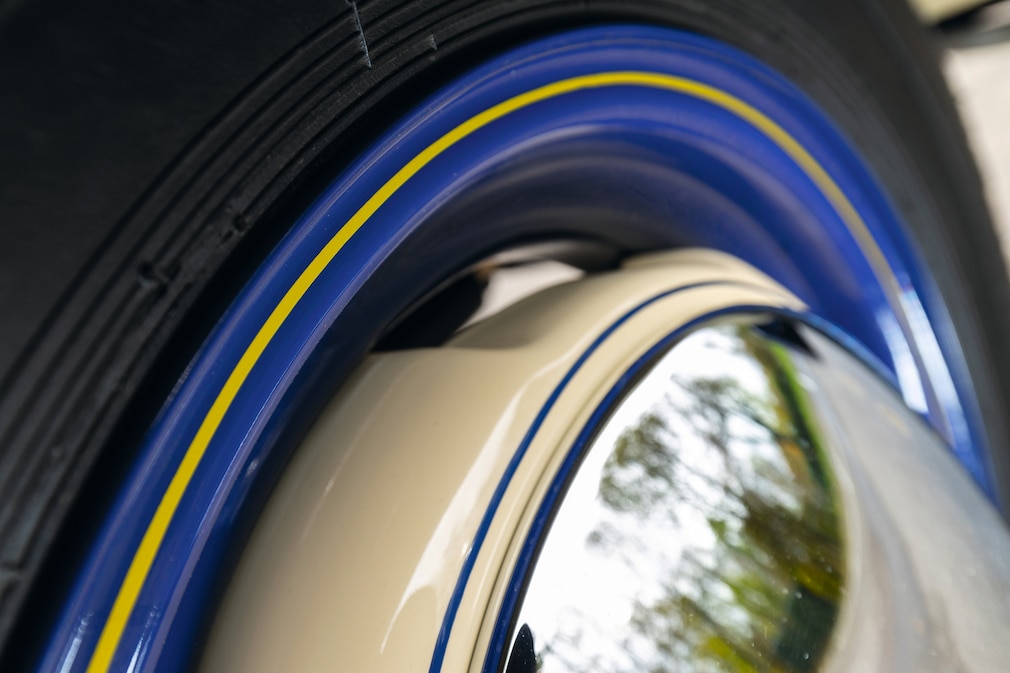 Irrer Bulli mit irrer Geschichte: VW T1 Auwärter Carlux - AUTO BILD KLASSIK