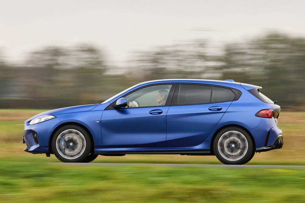 BMW 120: bayerische Kompaktklasse im Test - AUTO BILD