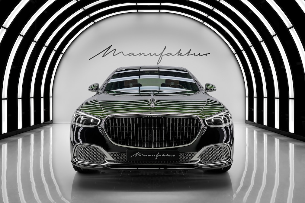 Dieser Mercedes-Maybach trägt echtes Gold! - AUTO BILD