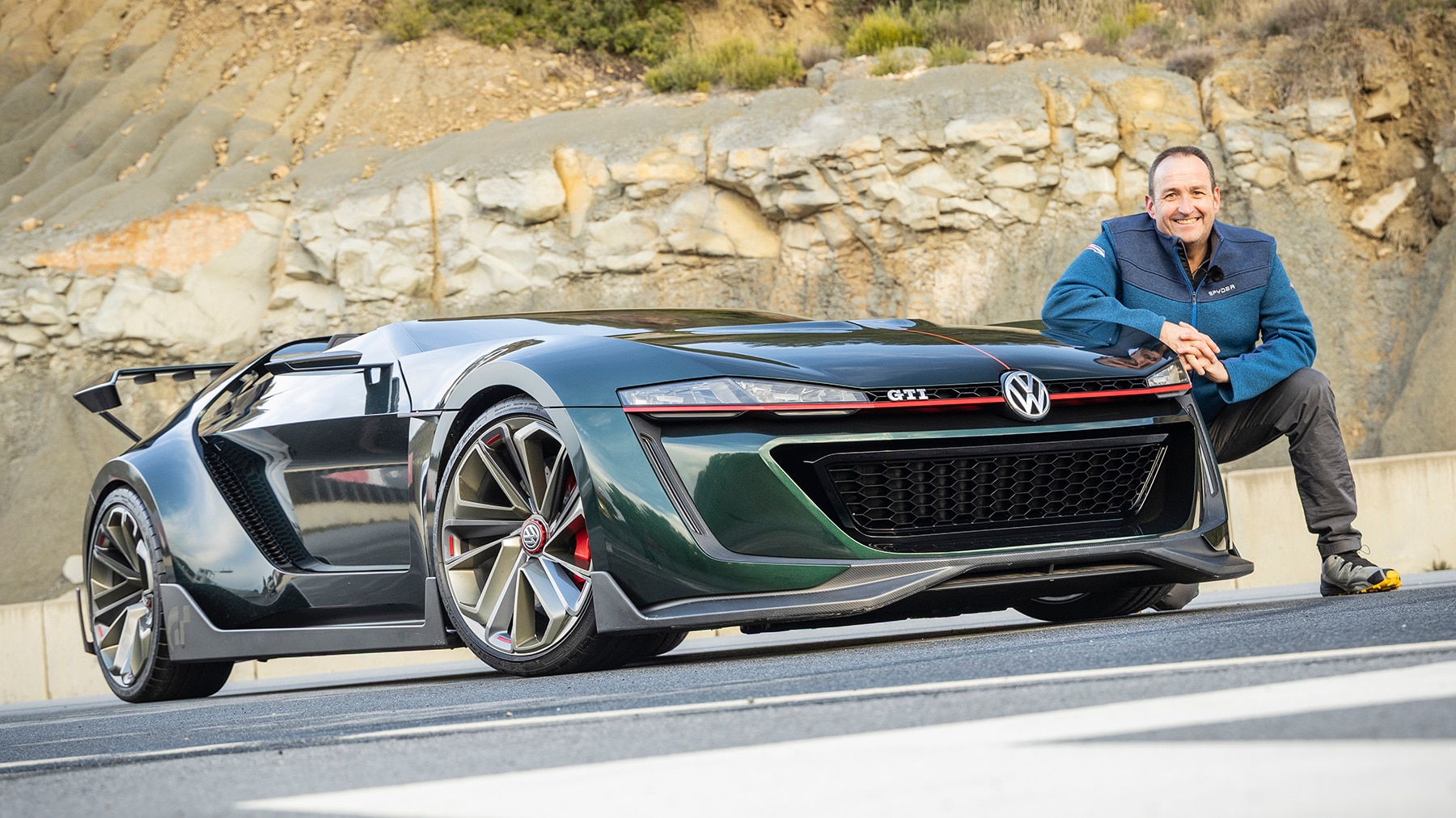 VW feiert 50 Jahre GTI mit einem Irrsinns-Roadster - AUTO BILD