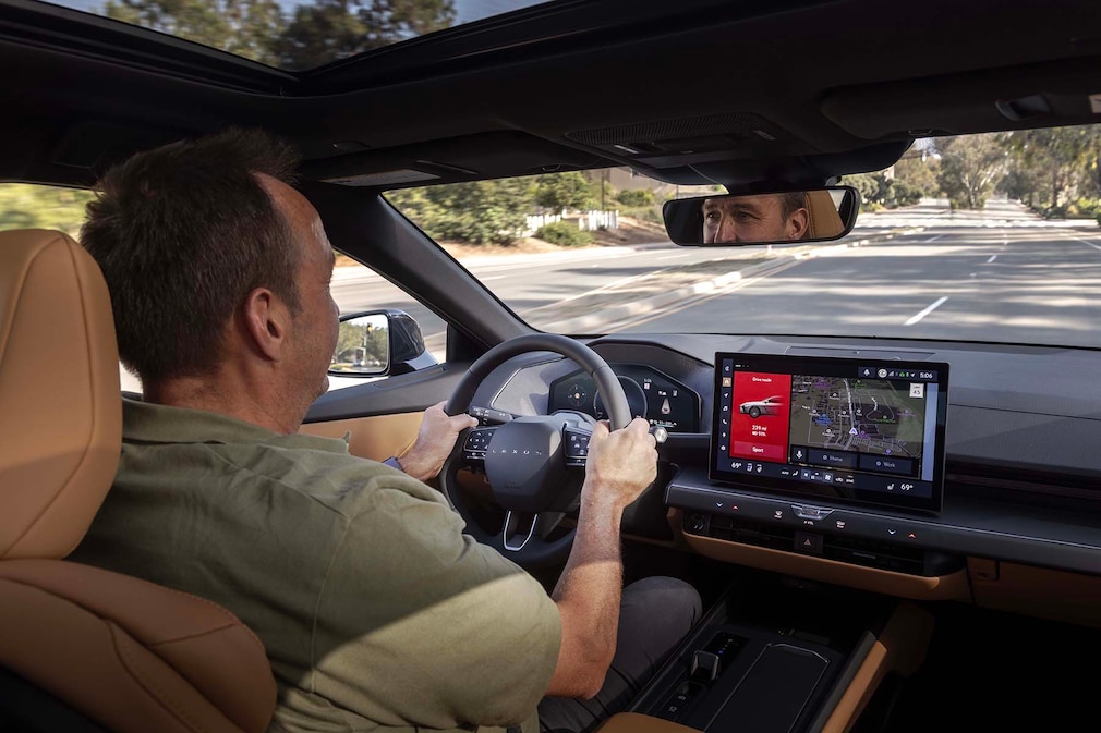 Neuer ES: Lexus baut jetzt eine Elektro-E-Klasse - AUTO BILD