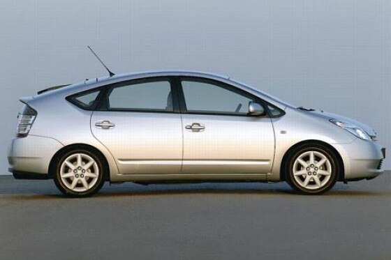 Toyota Prius II - AUTO BILD