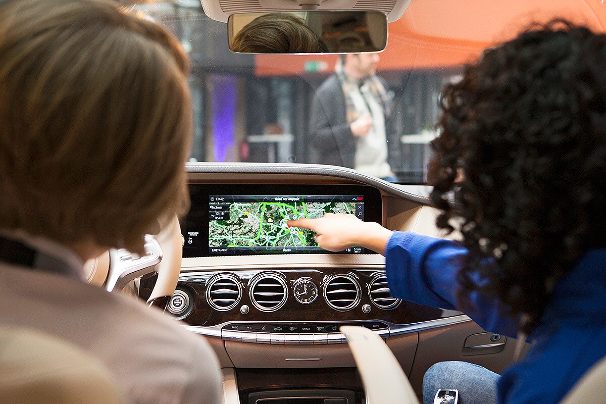 Test: So gut sind Autos heute vernetzt - AUTO BILD