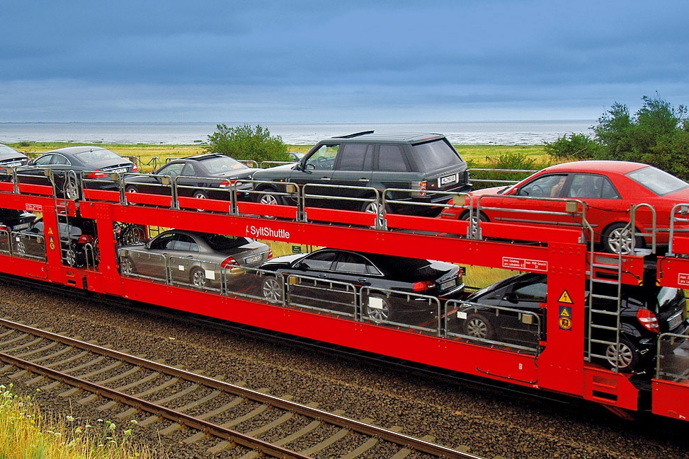 Autoreisezug - AUTO BILD