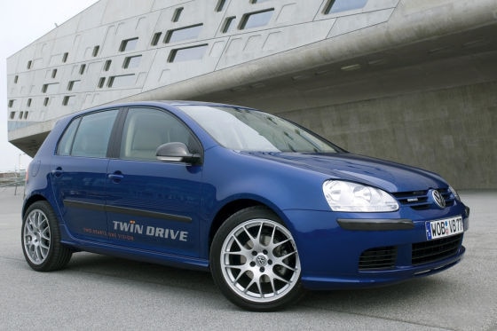 VW Golf TwinDrive - AUTO BILD