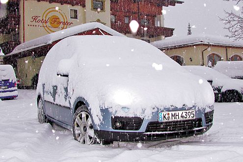 Auto fahren im Winter – Tipps für die kalte Jahreszeit - AUTO BILD