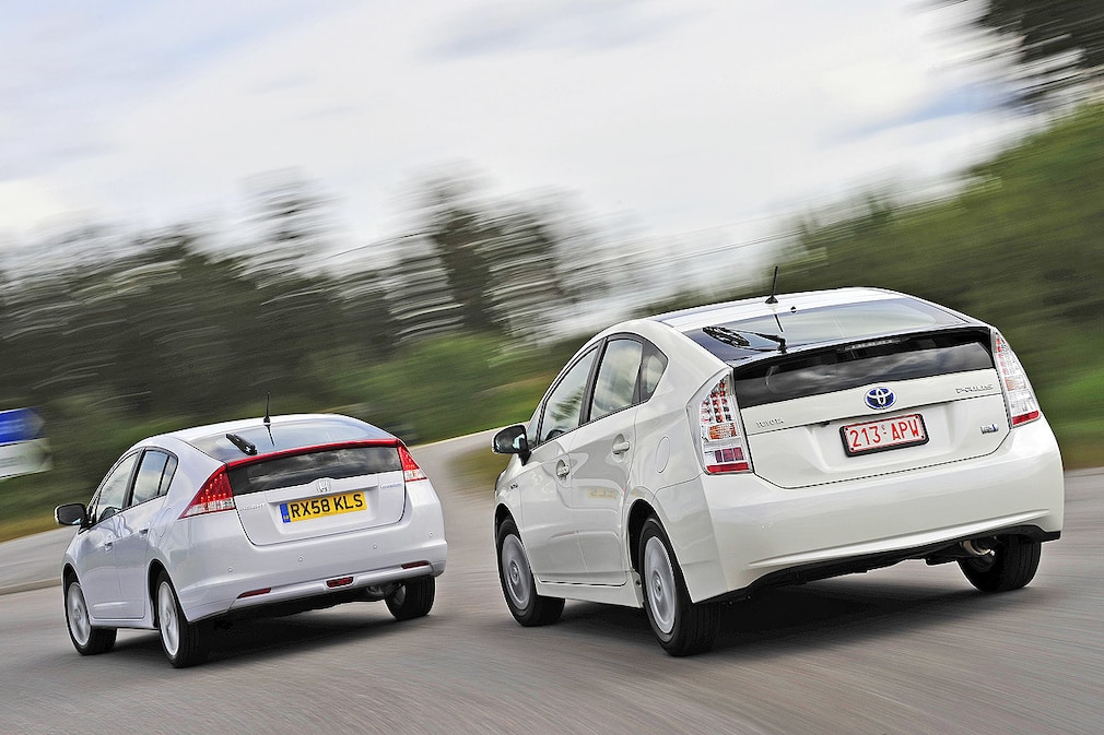 Hybrid-Vergleich Prius/Insight - AUTO BILD