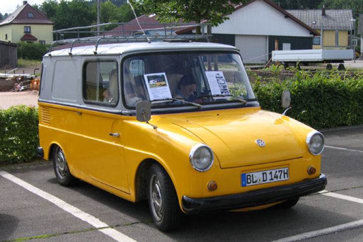 Postautos gestern und heute - AUTO BILD Klassik