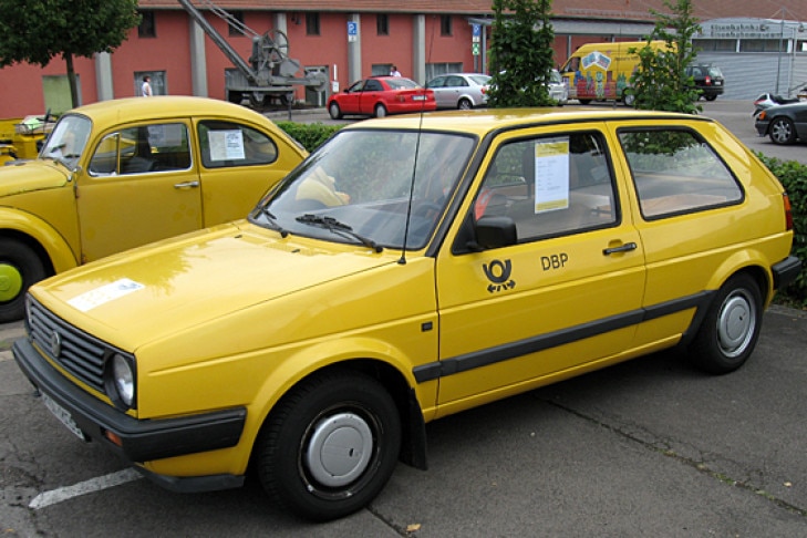 Postautos gestern und heute - AUTO BILD Klassik