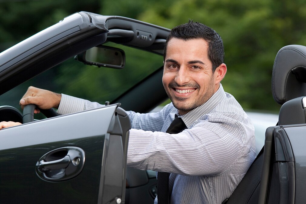 Saab-Designer Jason Castriota im Interview - AUTO BILD