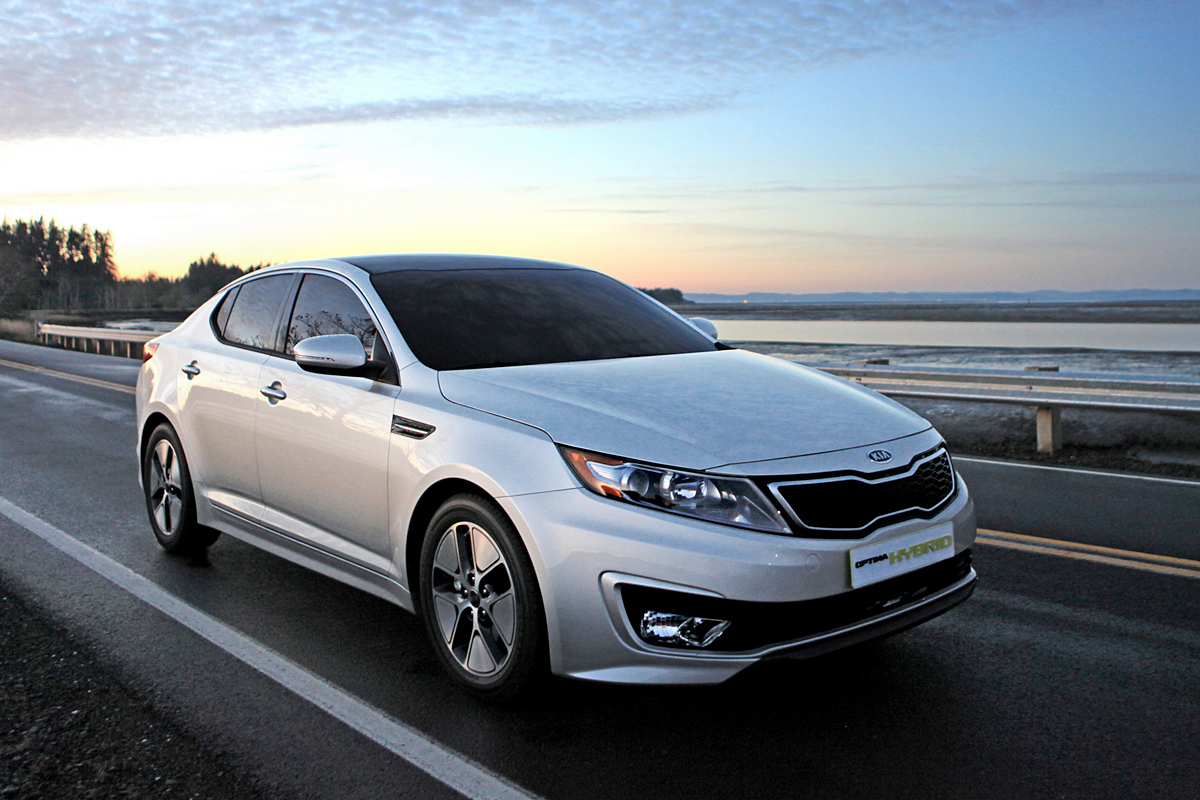 Fahrbericht Kia Optima Hybrid AUTO BILD