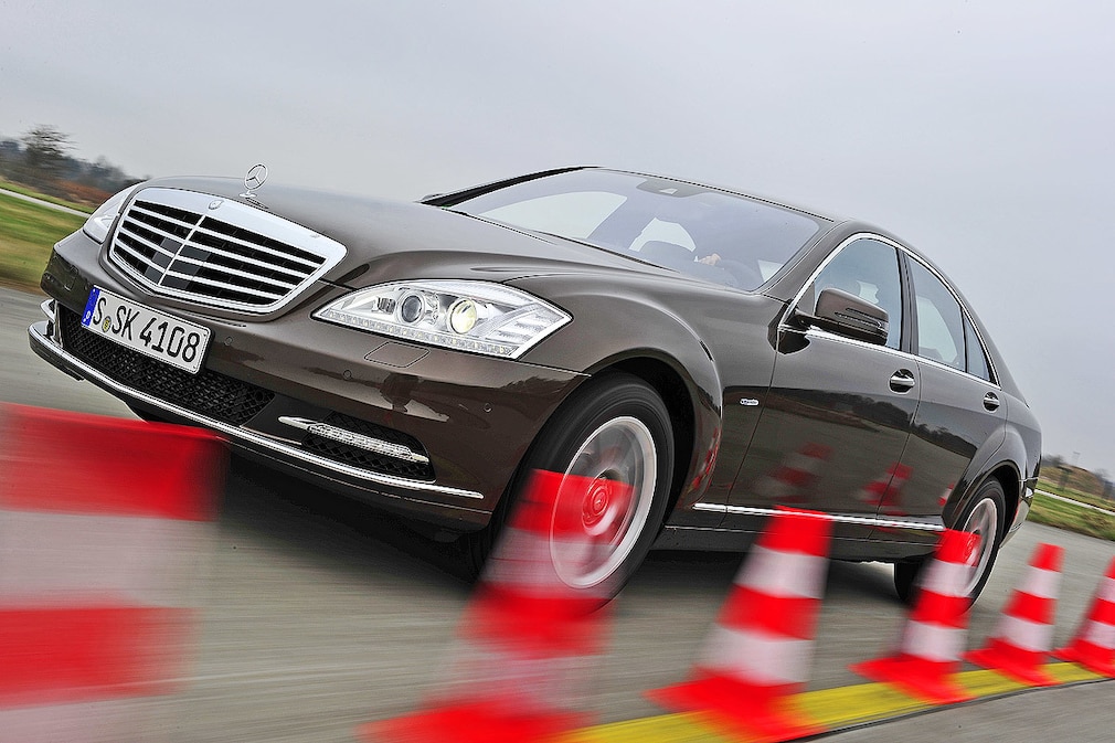 Mercedes S 250 CDI im Test: Die 6,7-Liter Sonderklasse - AUTO BILD
