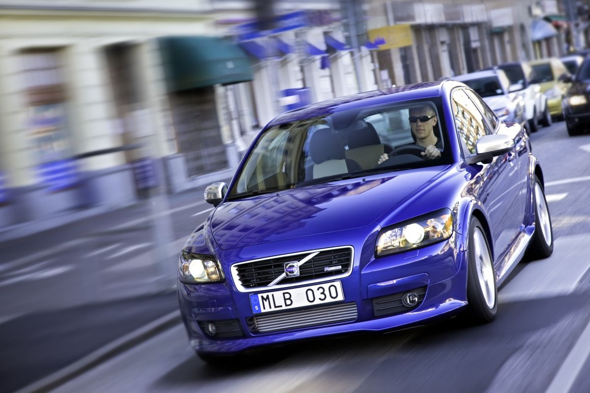Volvo S40 2008 Preto Volvo Limousine Diesel In Deutschland Kaufen