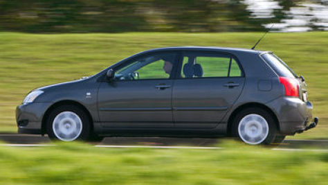 Toyota Corolla E120 - autobild.de