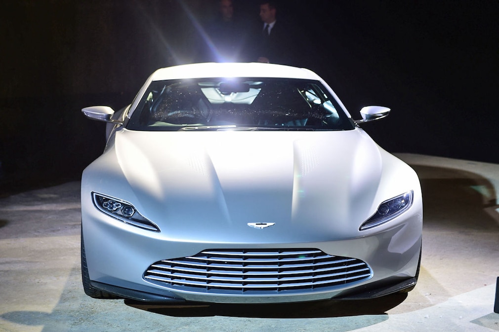 Aston Martin DB5: James Bond 007 Skyfall mit Daniel Craig - AUTO BILD ...