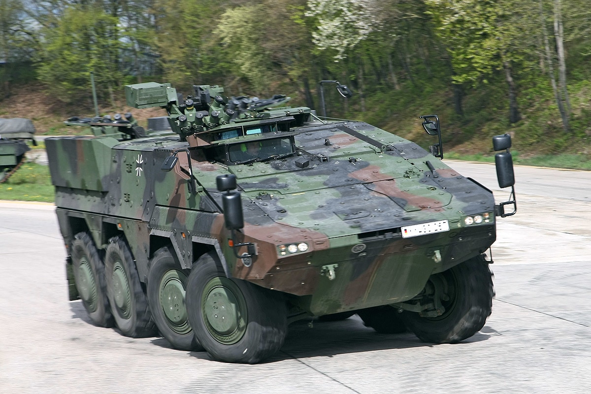 Fahrbericht GTK Boxer Truppentransporter, Radpanzer - AUTO BILD